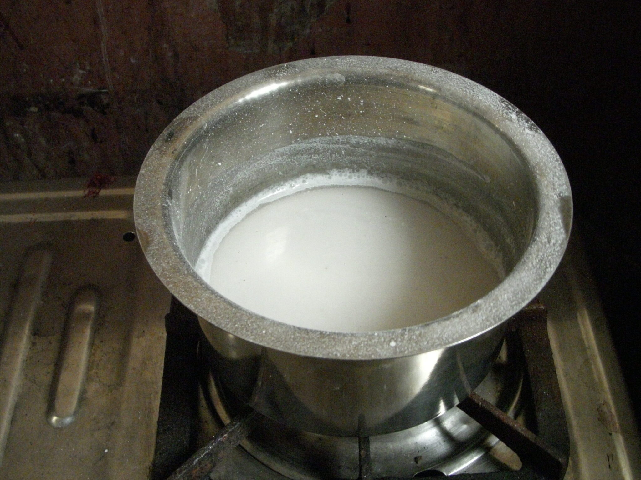 ¿Es el agua de cal ácido o base? ¡Descubre la respuesta aquí!