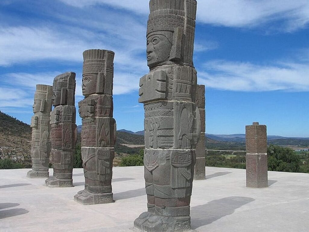 Las principales aportaciones de la cultura tolteca
